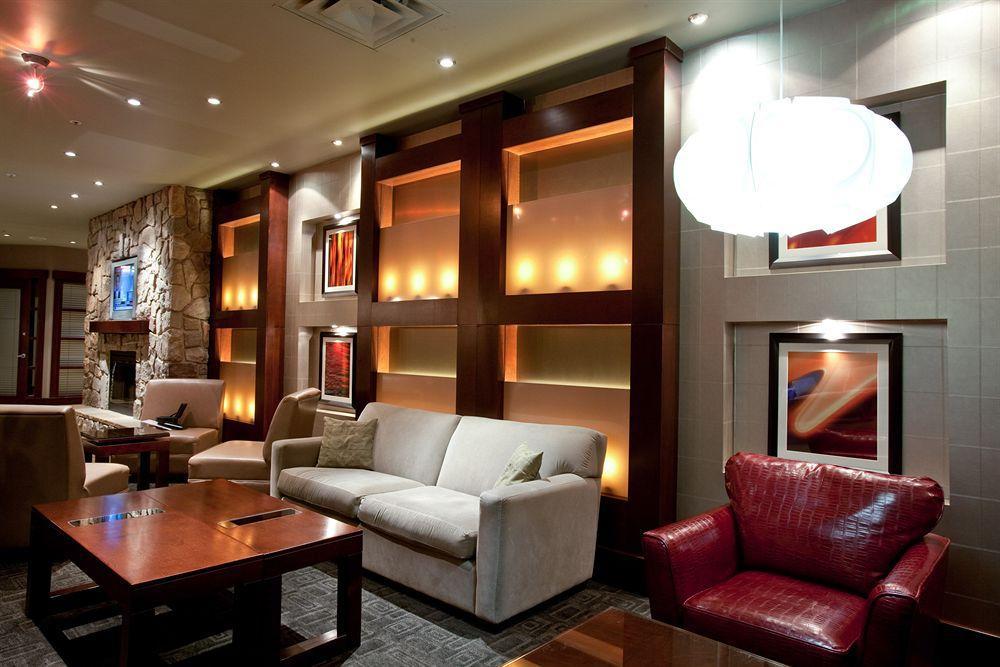 SANDMAN HOTEL EDMONTON WEST | ⋆⋆⋆ | CANADA | SEASON DEALS FROM $85